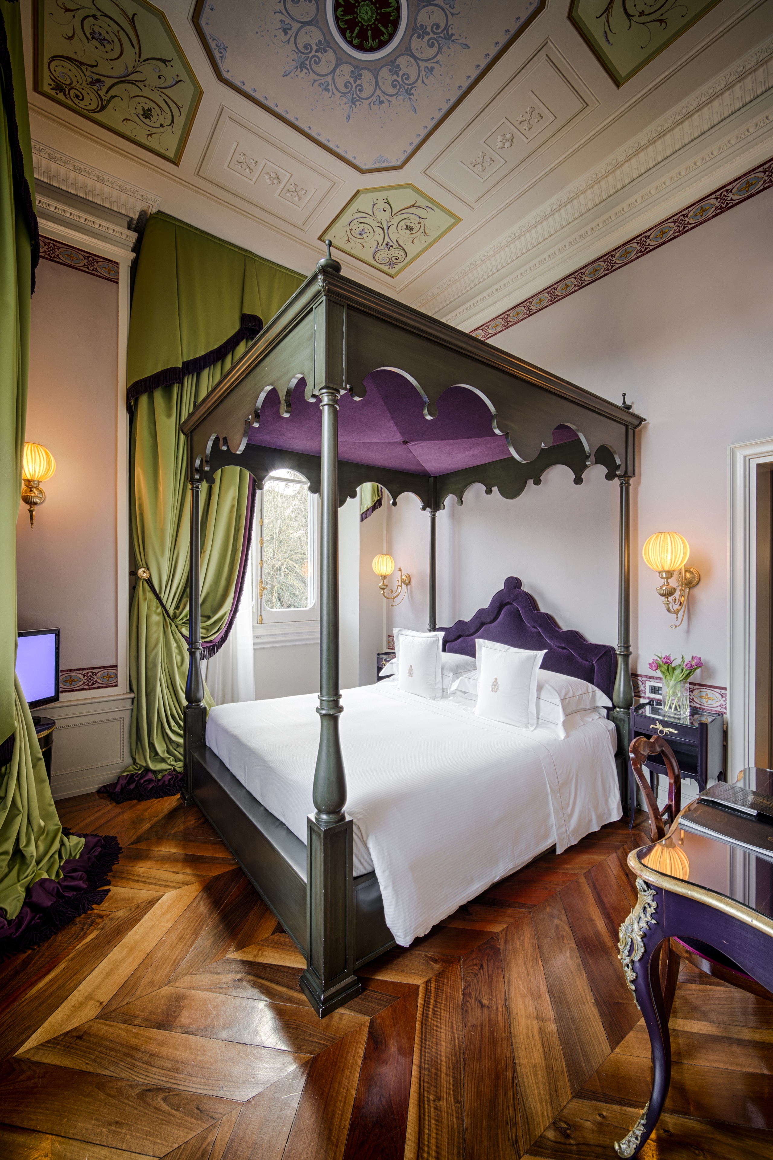 Stylish Suites at Villa Cora - Your 5-Star Retreat in Florence - Villa Cora